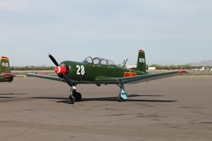 Red Star Pilots Formation Flight Clinic in Mesa, AZ - Hangar Flying ...